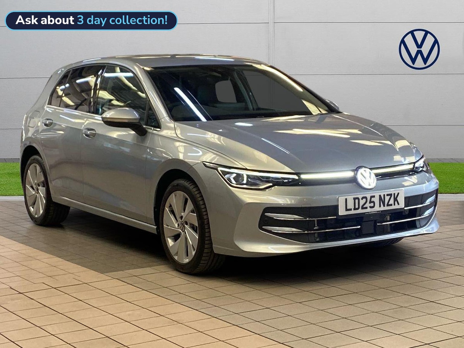Nearly New VOLKSWAGEN GOLF 1.5 Tsi 204 Style Ehybrid 5Dr Dsg 2025 ...