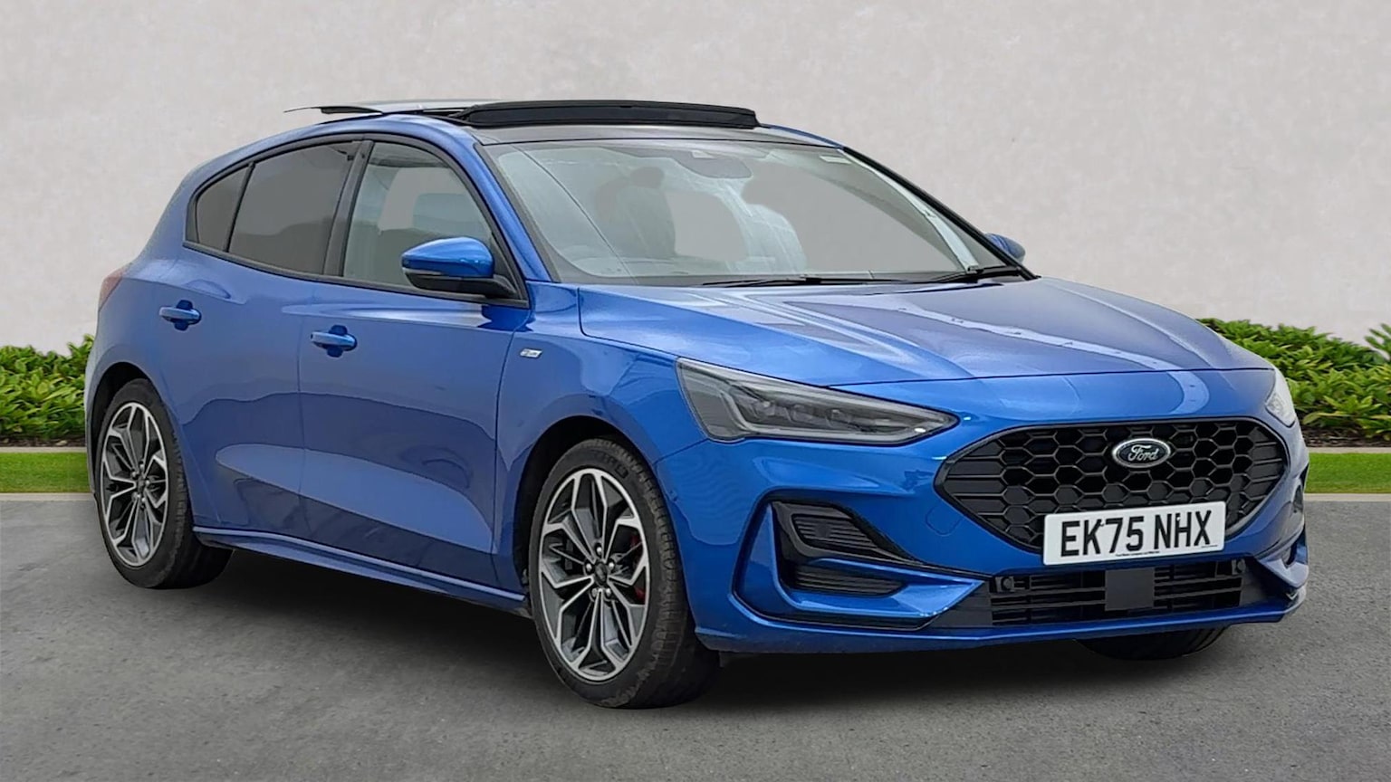 Nearly New FORD FOCUS 1.0T Ecoboost Mhev St-Line X Hatchback 5Dr Petrol ...