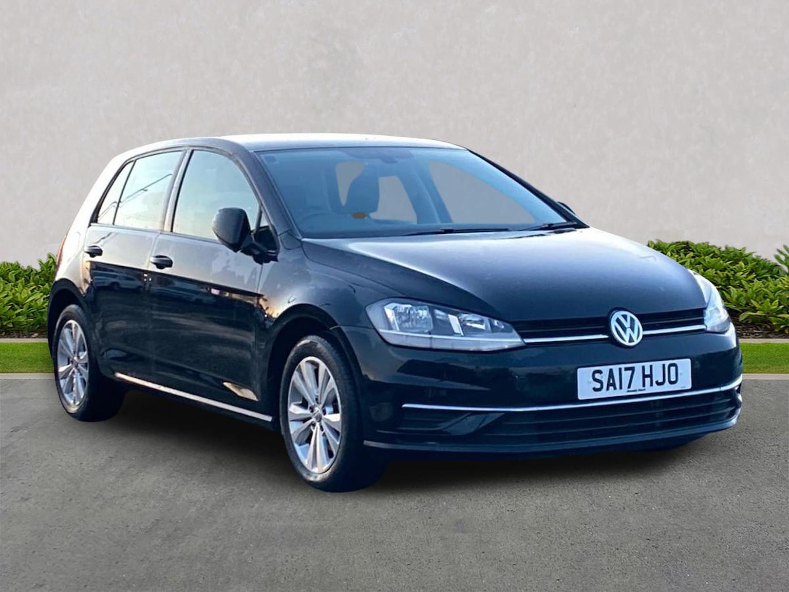 Used VOLKSWAGEN GOLF 1.6 Tdi Se Nav Hatchback 5Dr Diesel Dsg Euro 6 (S ...