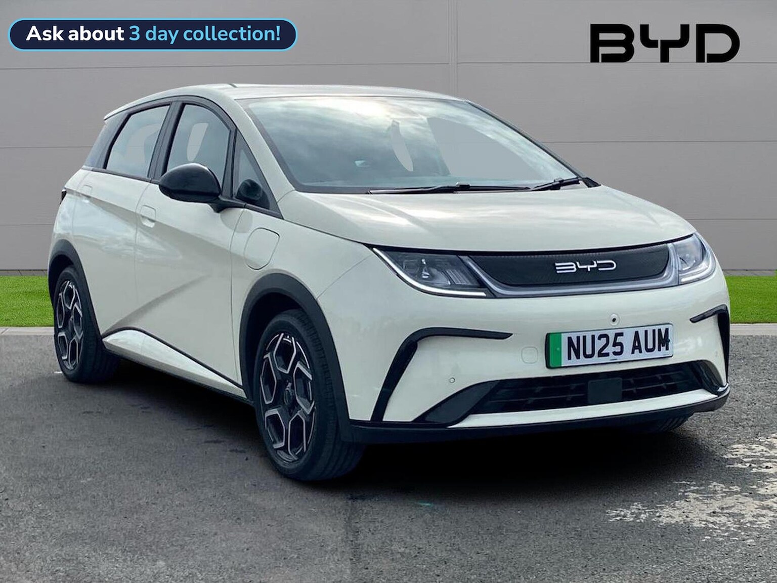 Nearly New BYD DOLPHIN 150Kw Comfort 60.4Kwh Auto 2025 | Lookers BYD