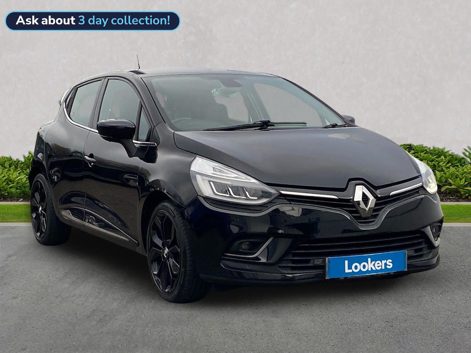 Used RENAULT CLIO 0.9 Tce Signature Nav Hatchback 5Dr Petrol Manual ...