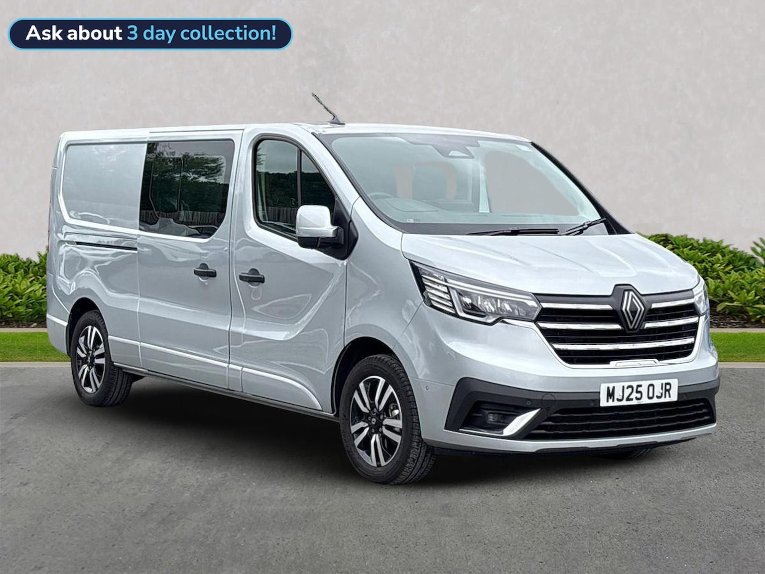 Used RENAULT TRAFIC Ll30 Blue Dci 170 Extra Sport[Safety] Crew Van Edc ...