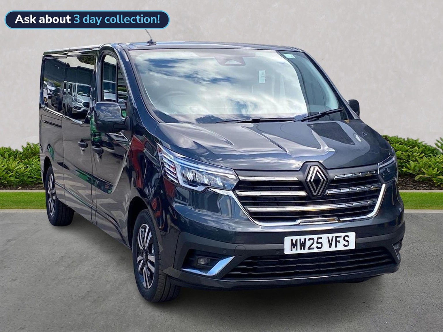 Dealer New RENAULT TRAFIC Ll30 Blue Dci 150 Extra Sport [Safety] Crew ...